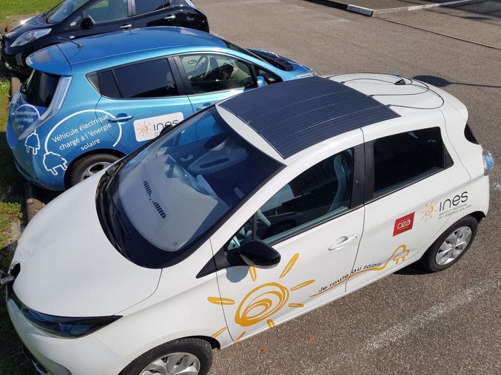 Película Fotovoltaica Transforma Qualquer Carro Elétrico em Carro Solar